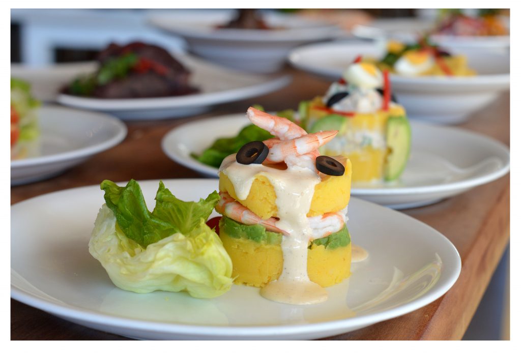 AYUDA - Restaurante - Club Providencia